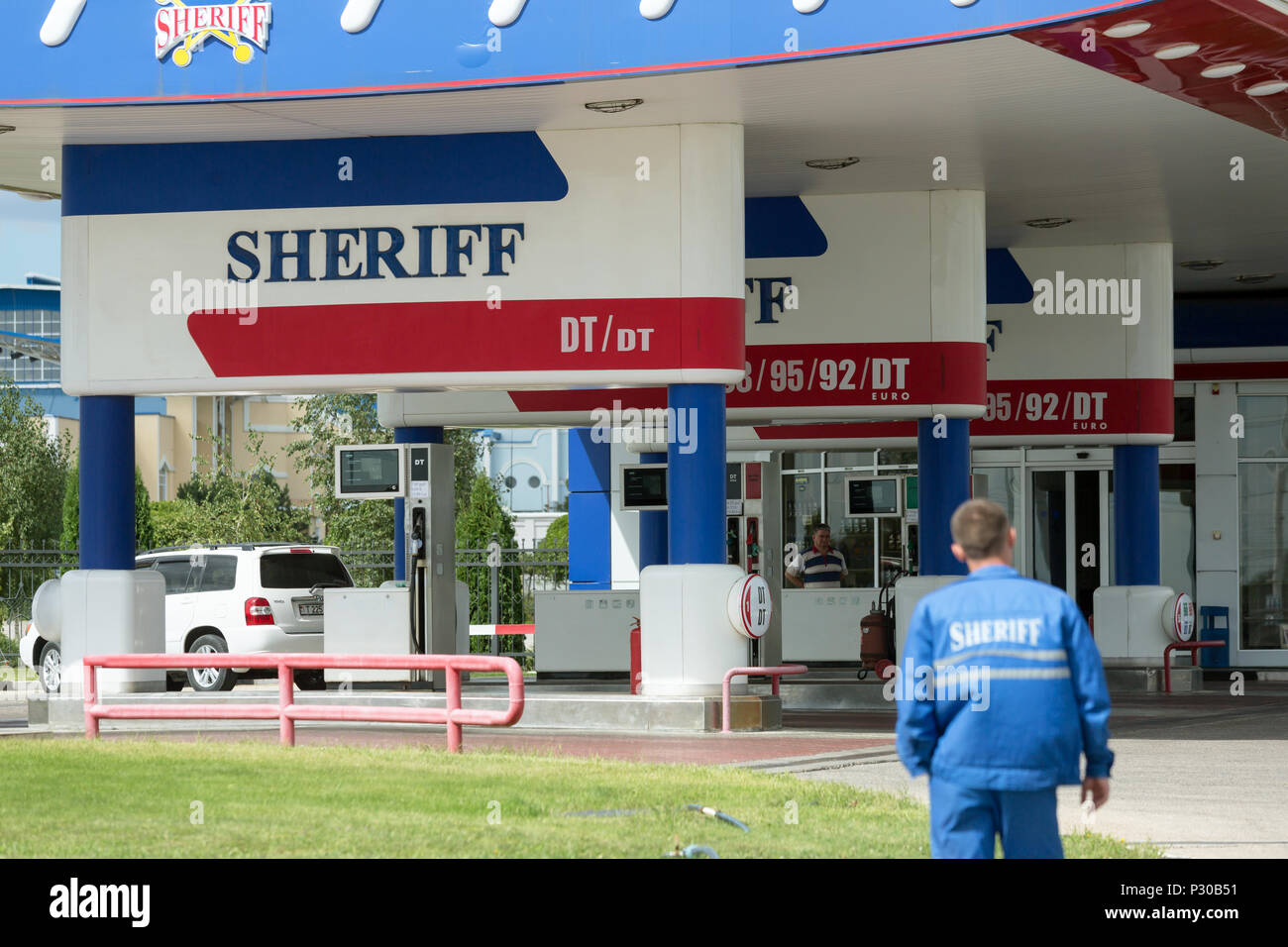 Sheriff petrol station hi-res stock photography and images - Alamy