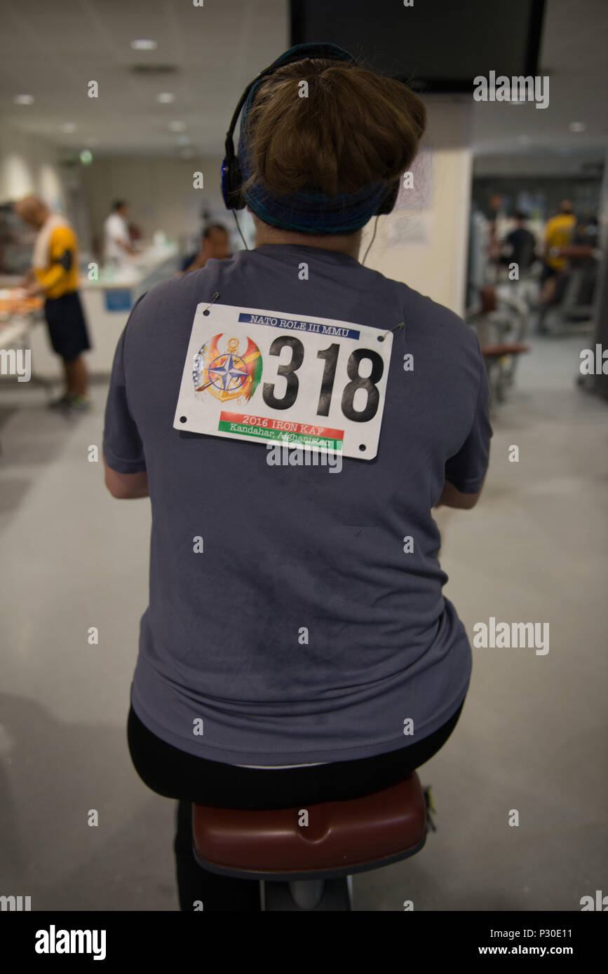 NATO ROLE III MMU Indoor Triathlon Stock Photo - Alamy