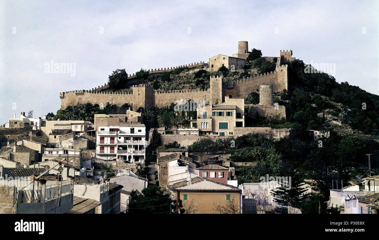 VISTA. Location: CASTILLO, CAPDEPERA, SPAIN Stock Photo - Alamy