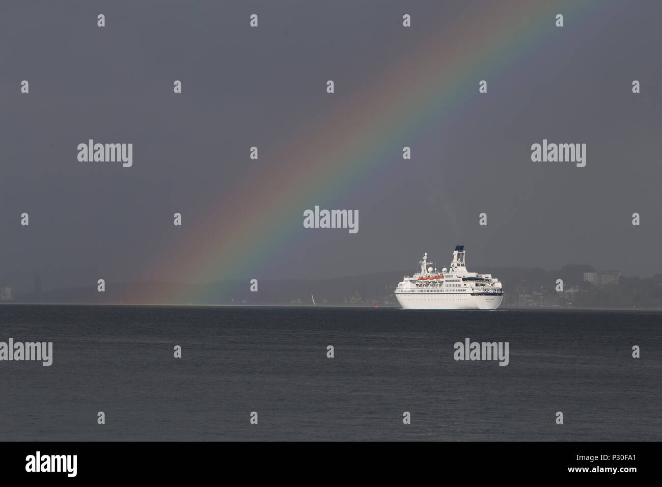 Astor cruise ship hi-res stock photography and images - Alamy