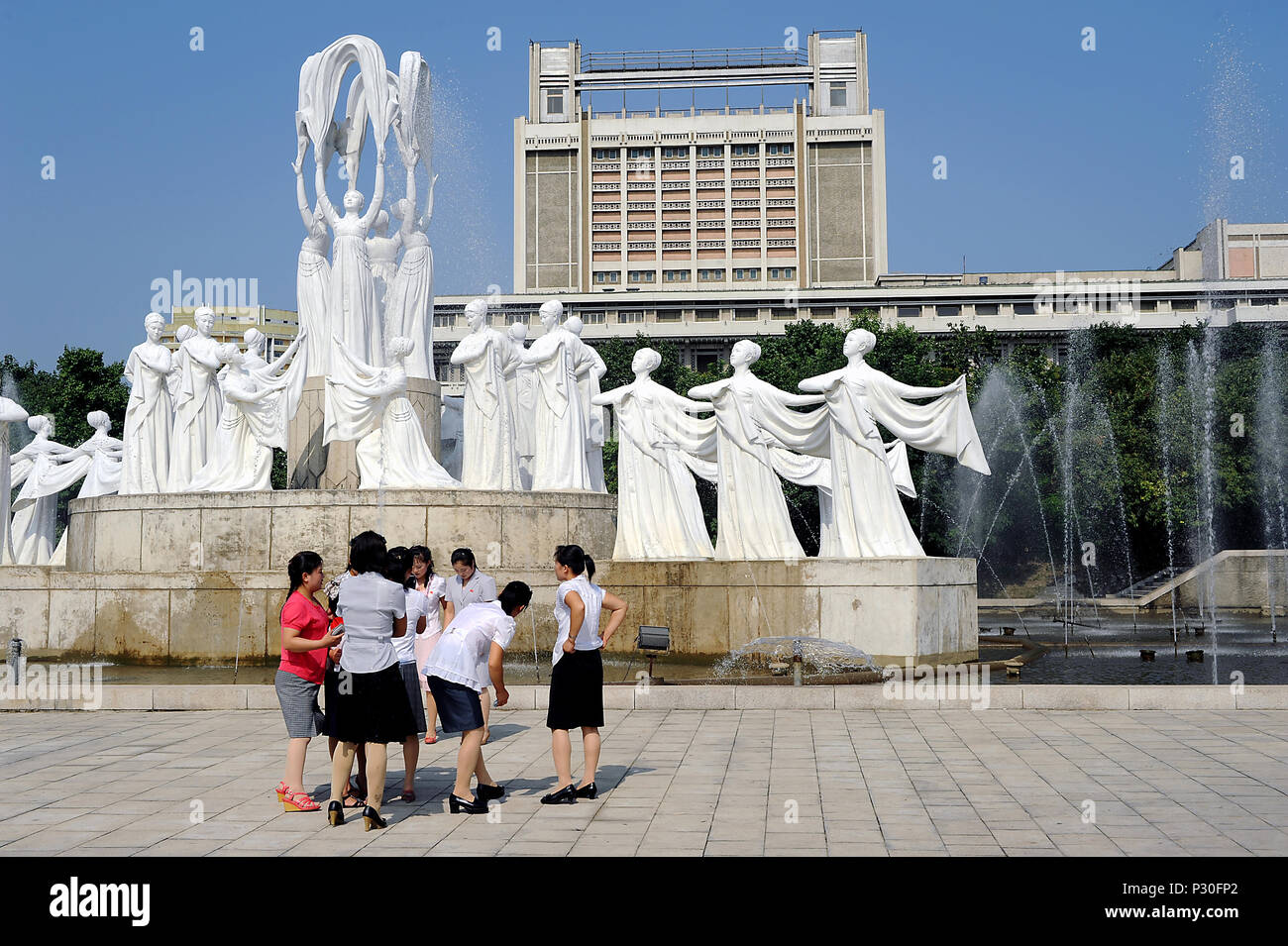 Pyongyang park hi-res stock photography and images - Alamy