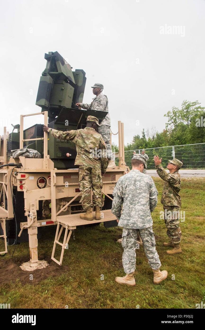 Members from South Carolina Army National Guard's 263rd Army Air and ...