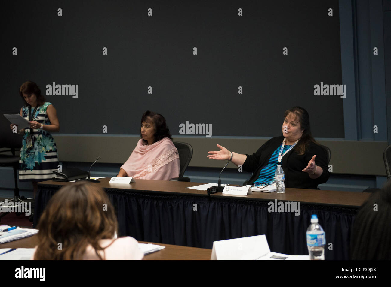 Office of civilian human resources hi-res stock photography and images ...