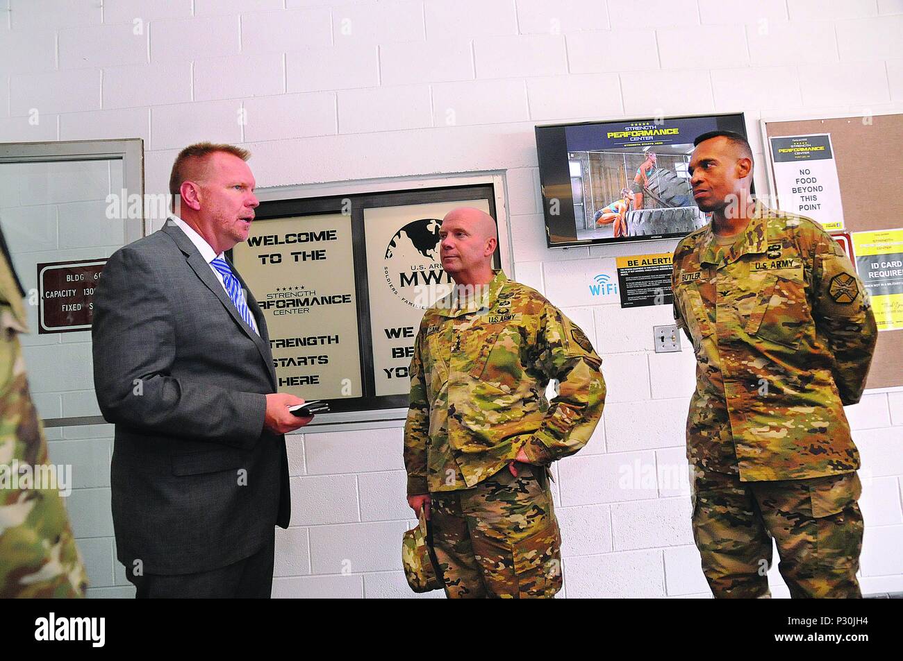 Col dahl hi-res stock photography and images - Alamy