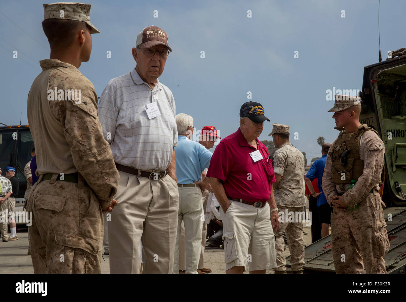 Marine veterans who fought in the Chosin Reservoir battle during the ...