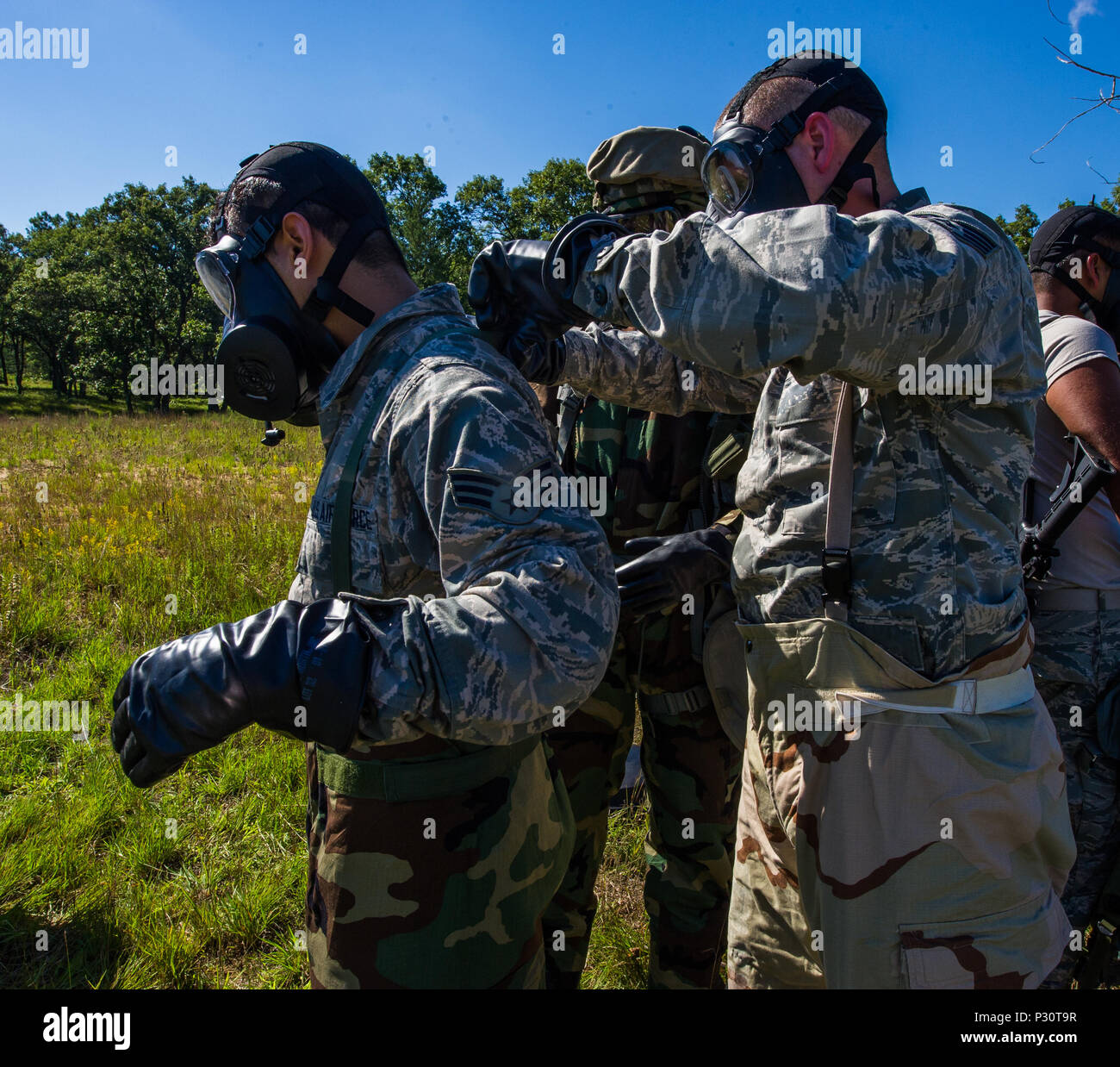Raf c 17 globemaster nuclear hi-res stock photography and images - Alamy