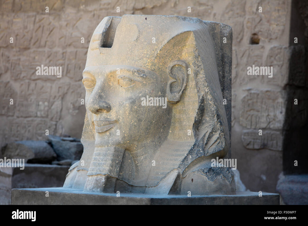 Pharaoh Statue Karnak Temple 2 Stock Photo - Alamy