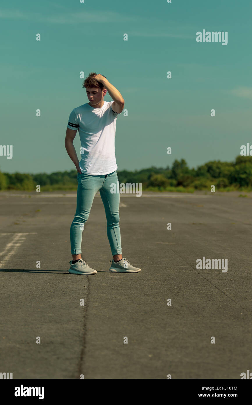 Summer young man hi-res stock photography and images - Alamy