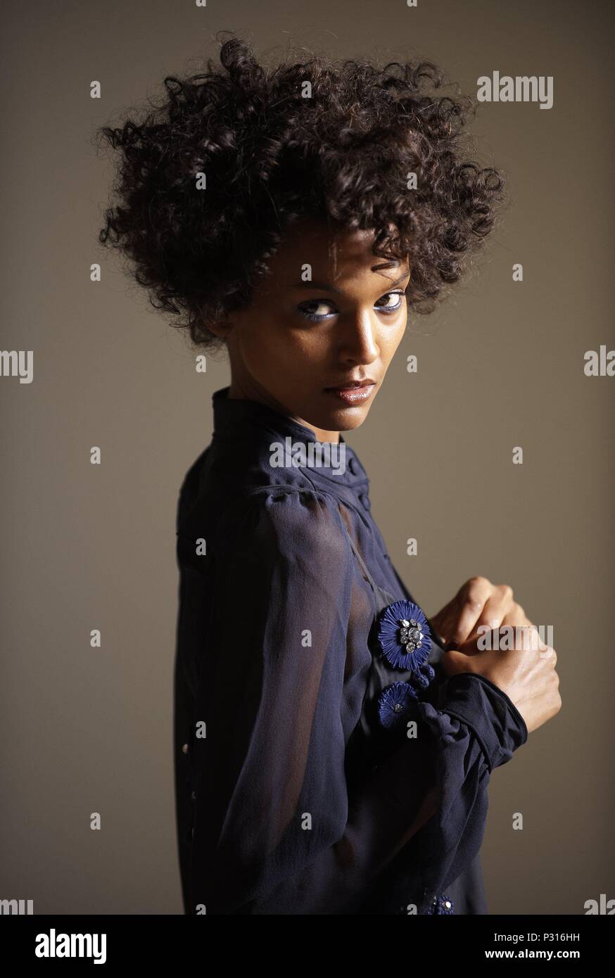 Desert flower 2009 liya kebede hi-res stock photography and images - Alamy