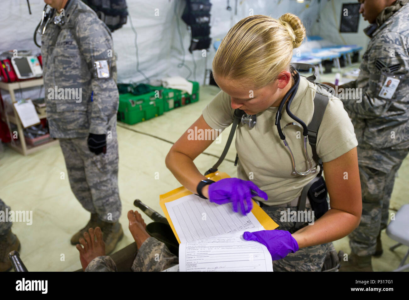 En route patient staging system hi-res stock photography and images - Alamy