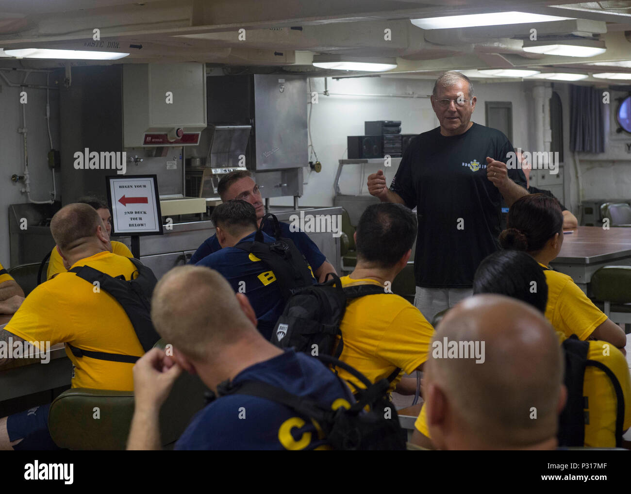 160815-N-AX638-010 NORFOLK, Va. (Aug. 15, 2016) Retired Master Chief ...