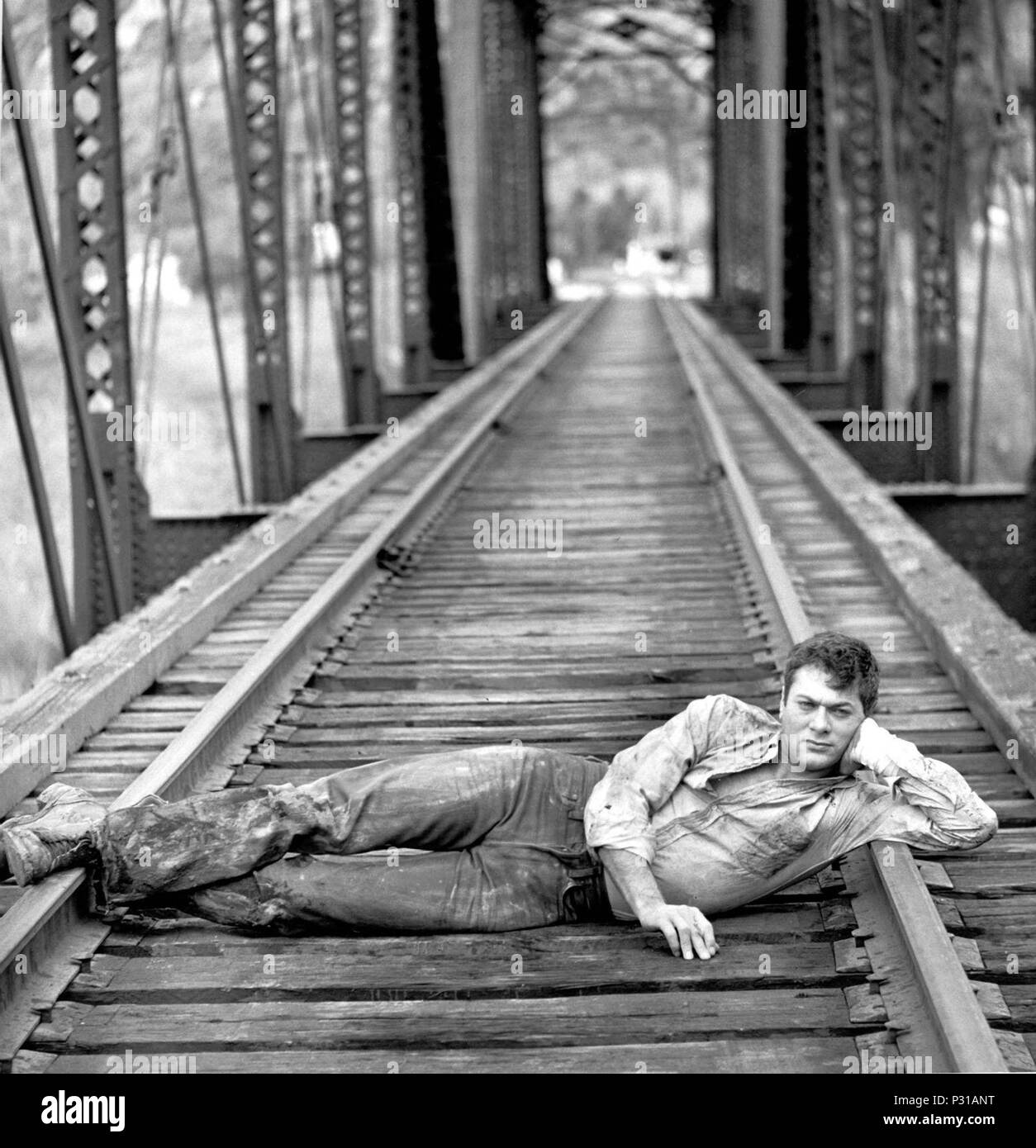 Original Film Title: THE DEFIANT ONES. English Title: THE DEFIANT ONES ...