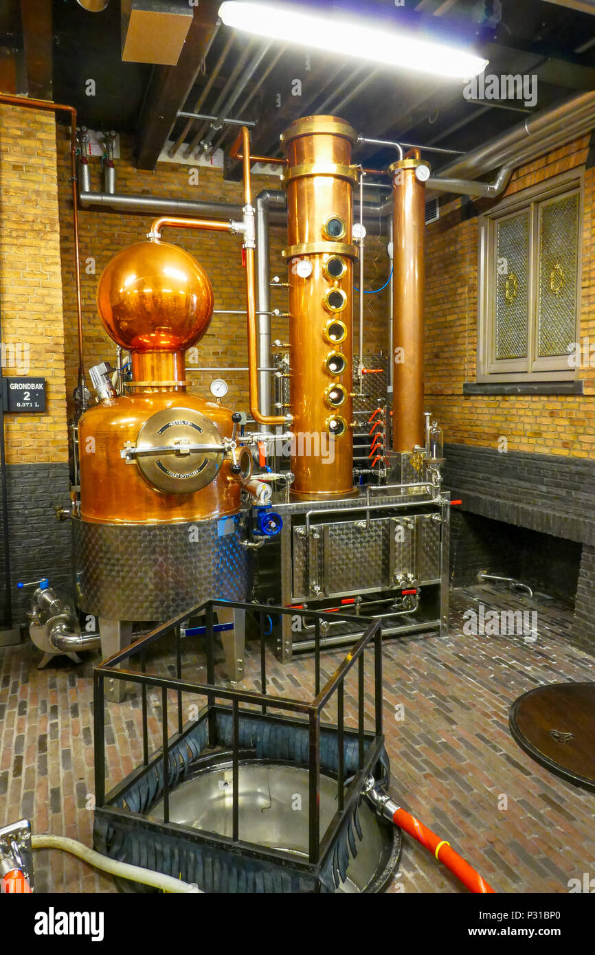 Distillation ancient hi-res stock photography and images - Alamy