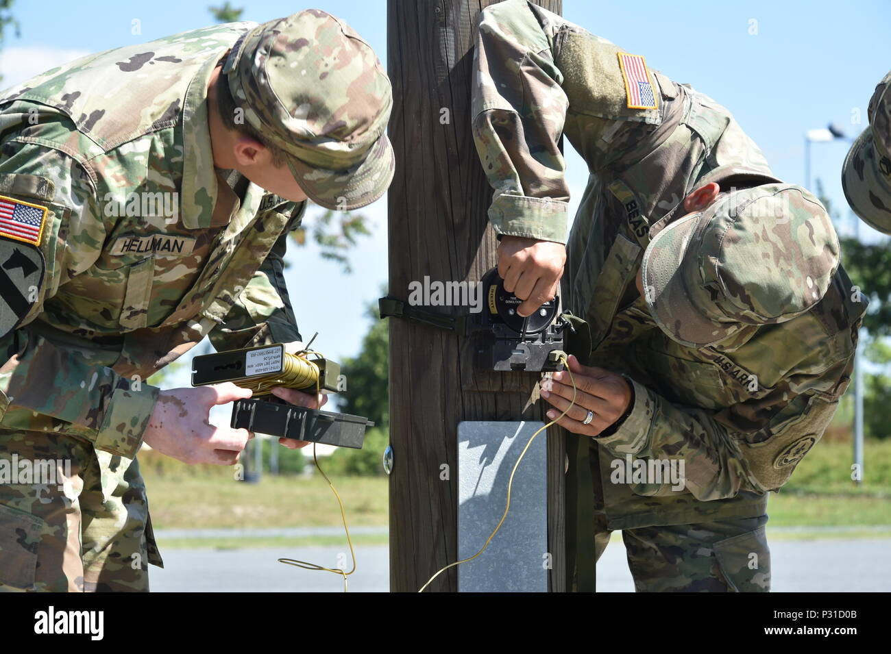 U.S. Soldiers, assigned to the Regimental Engineer Squadron, 2d Cavalry ...