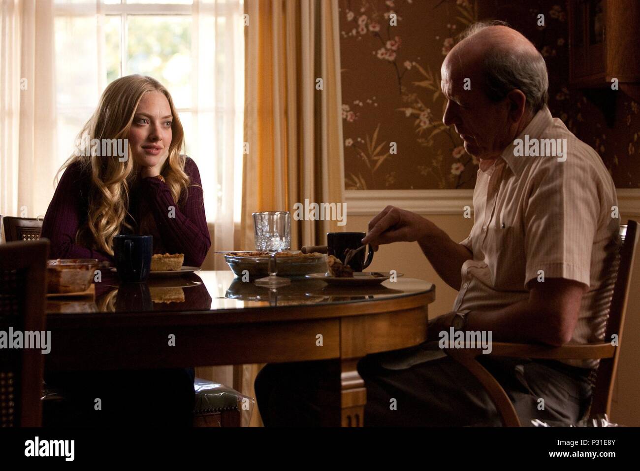 Lasse hallstrom richard jenkins hi-res stock photography and images - Alamy