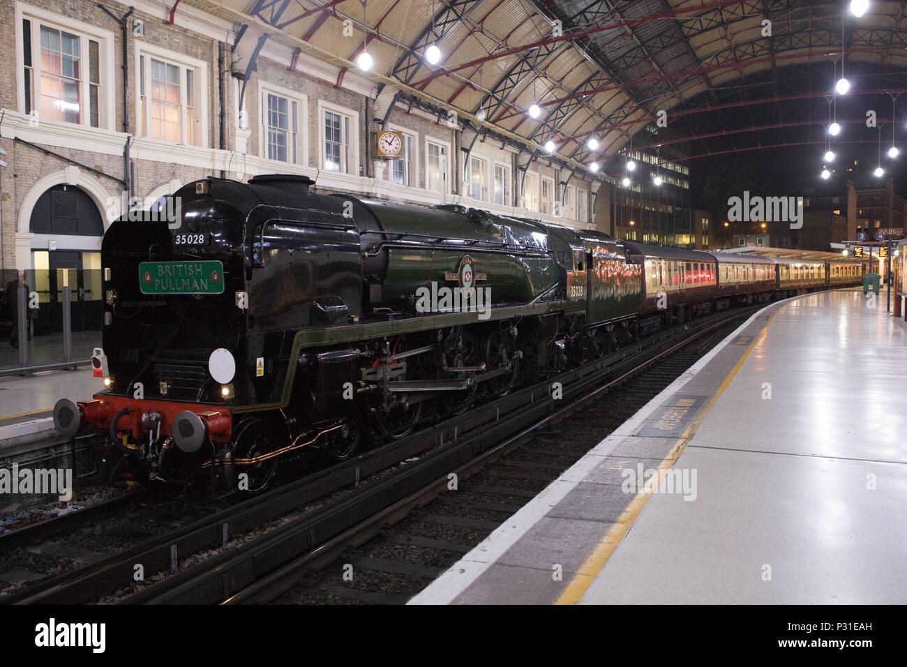 Orient express victoria station hi-res stock photography and images - Alamy