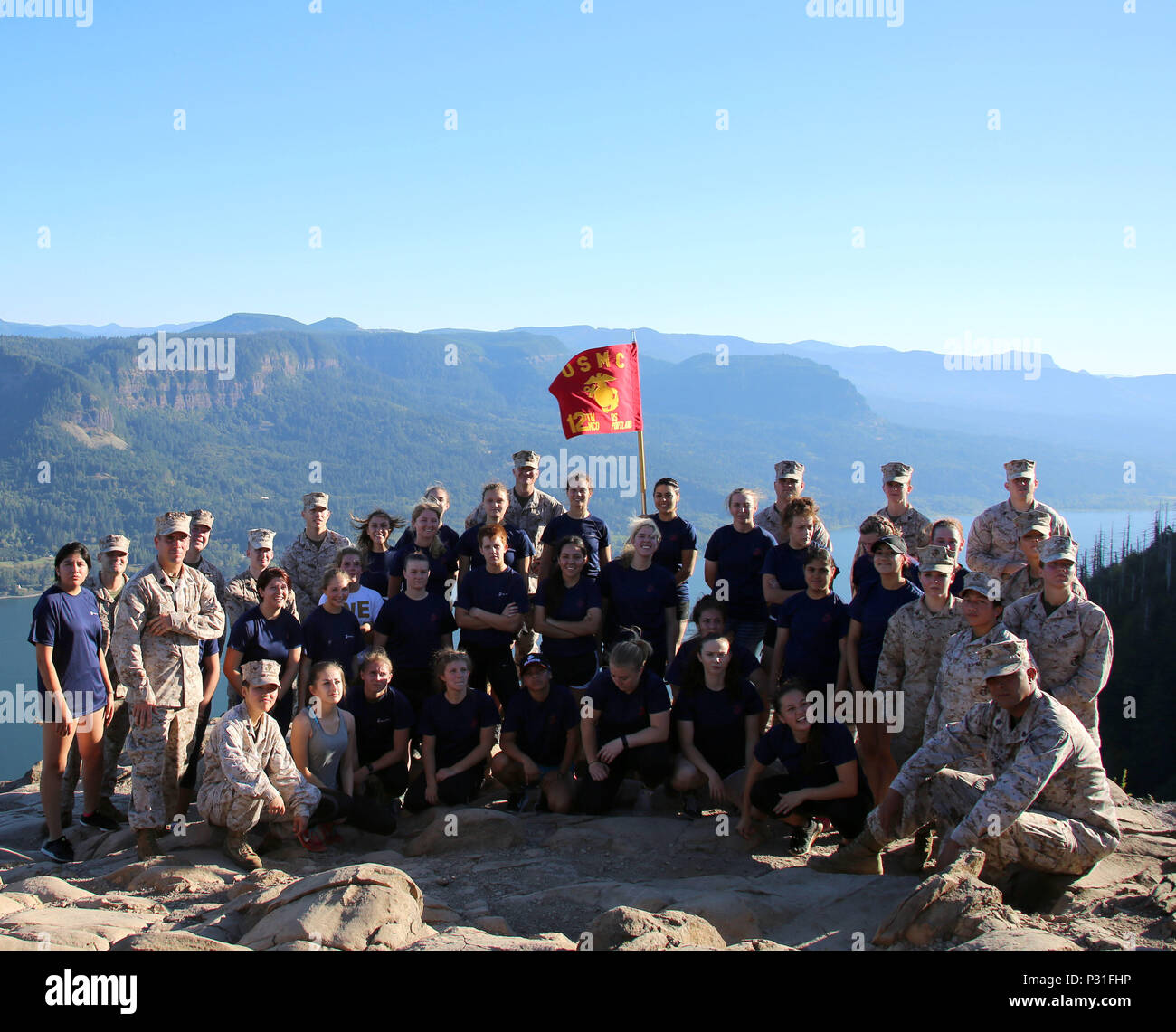 Columbia River Gorge, OR - 30 female poolees from Recruiting Station ...