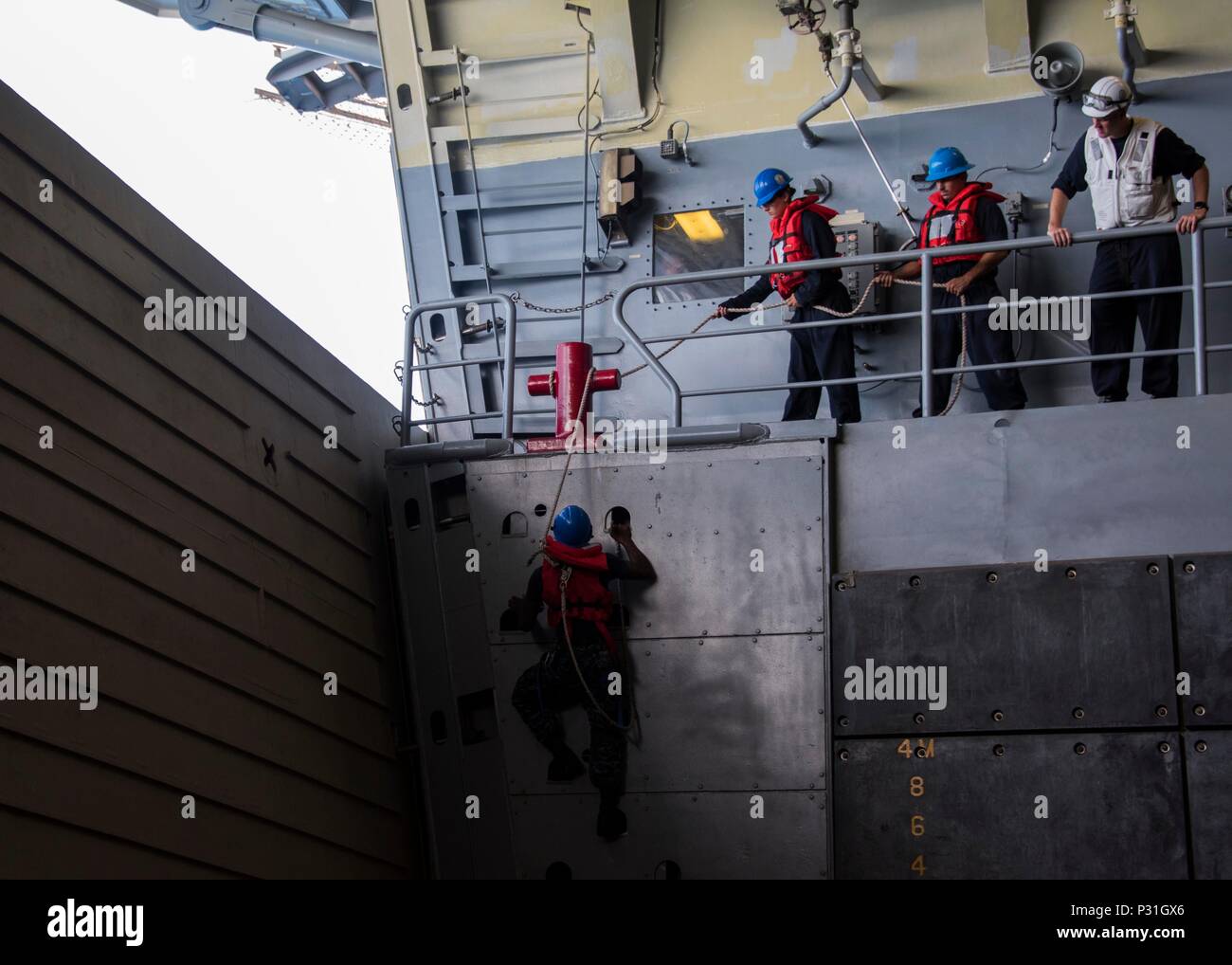 CARIBBEAN SEA (Aug. 24, 2016) – Sailors aboard USS John P. Murtha (LPD ...