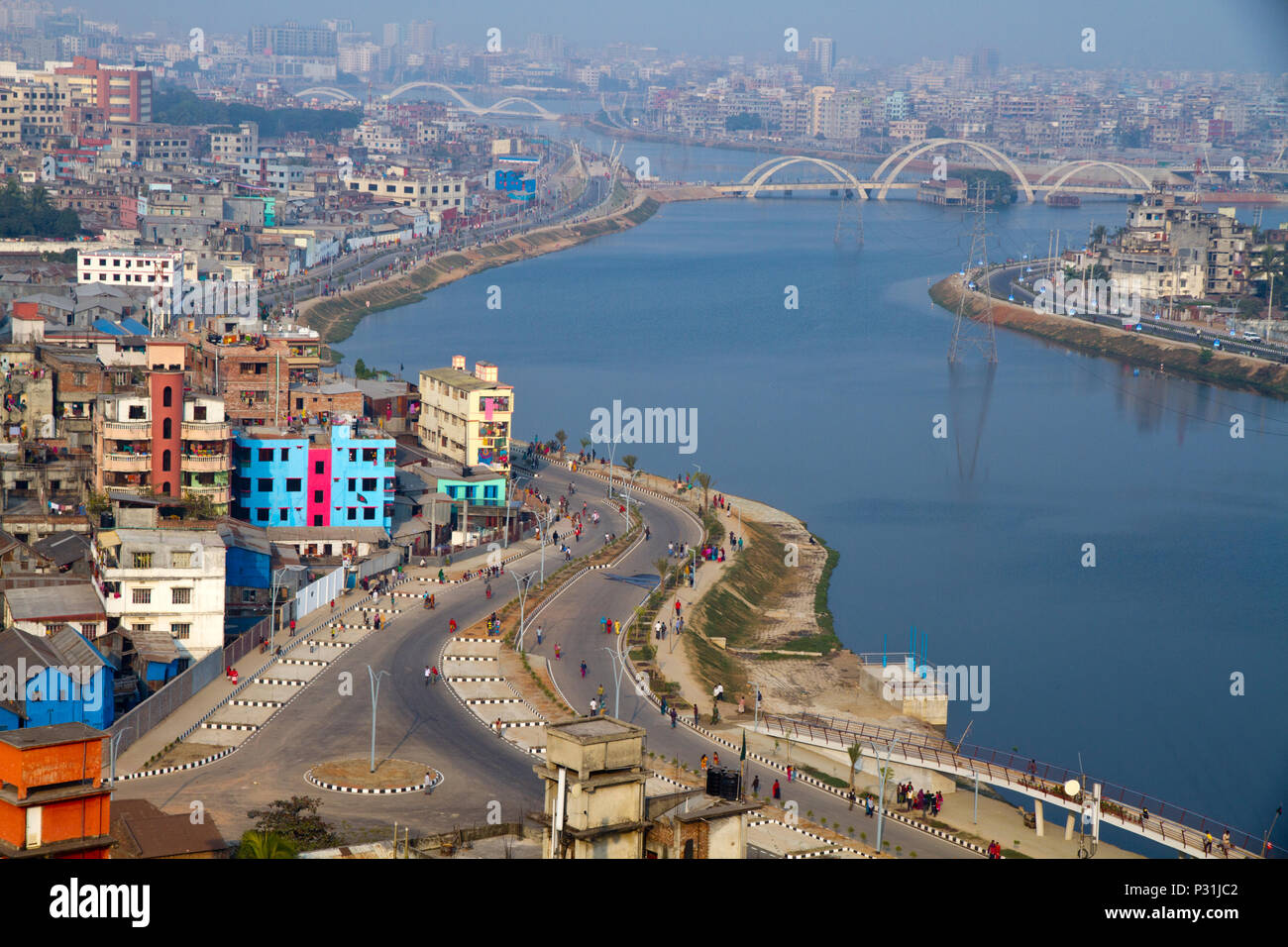 Hatirjheel lake dhaka bangladesh hi-res stock photography and images ...