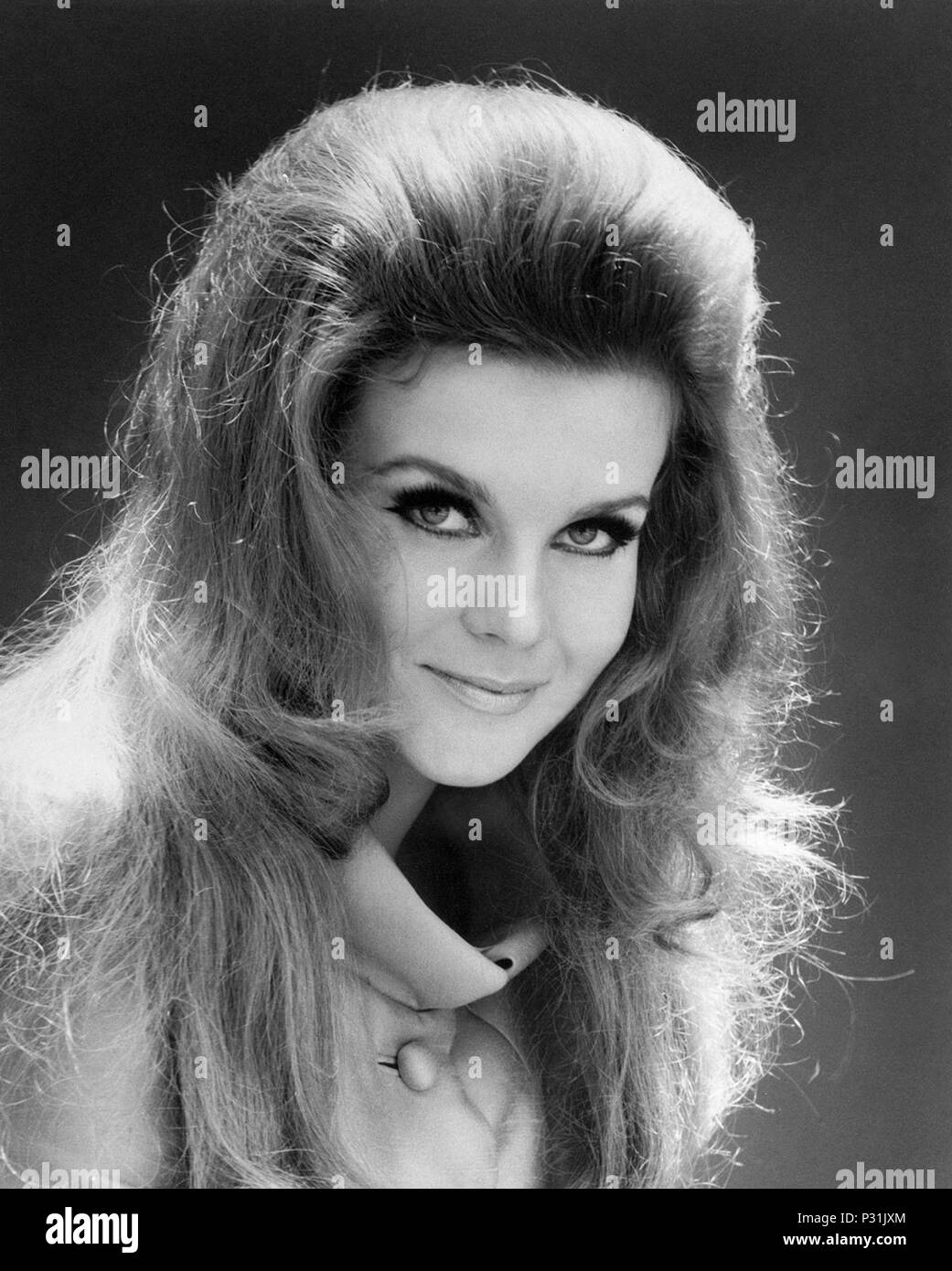 With ann margret Black and White Stock Photos & Images - Alamy