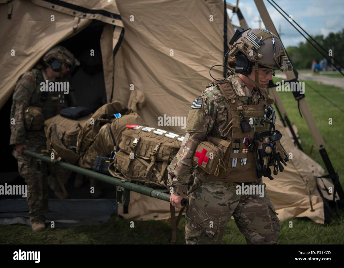 1st special operations medical group hi-res stock photography and ...