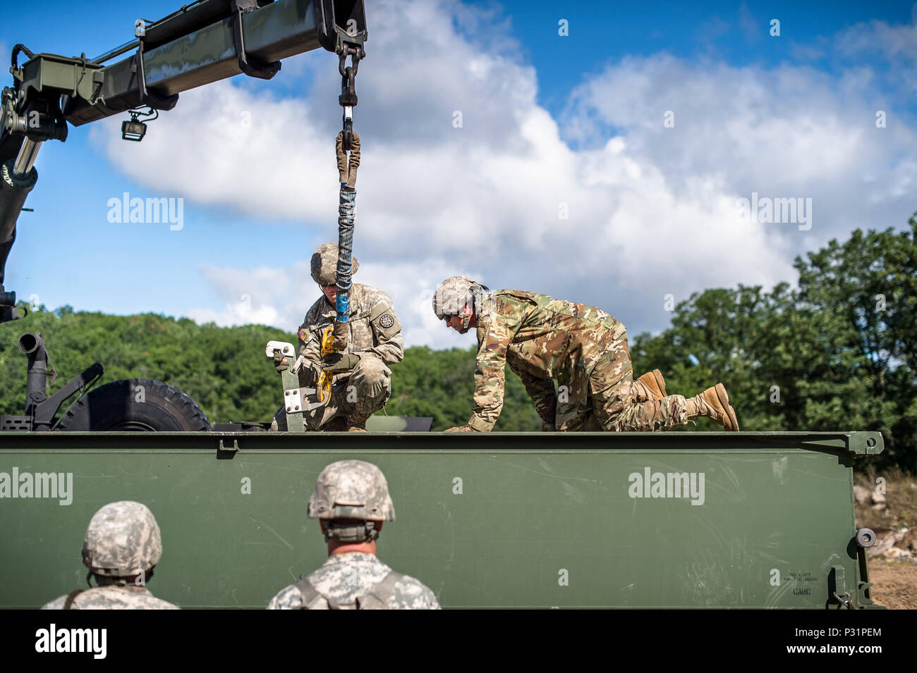 Soldiers from the 1437th Multi-Role Bridge Company, Sault Ste. Marie ...