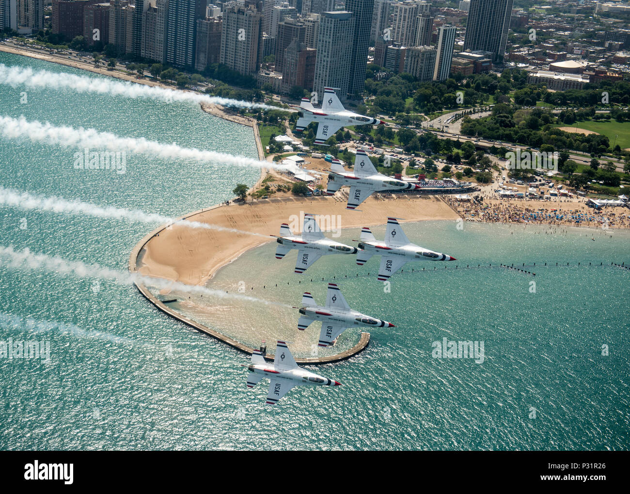 Complex loops hi-res stock photography and images - Alamy