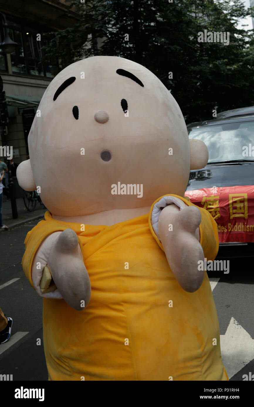 Buddhist monk mascot hi-res stock photography and images - Alamy