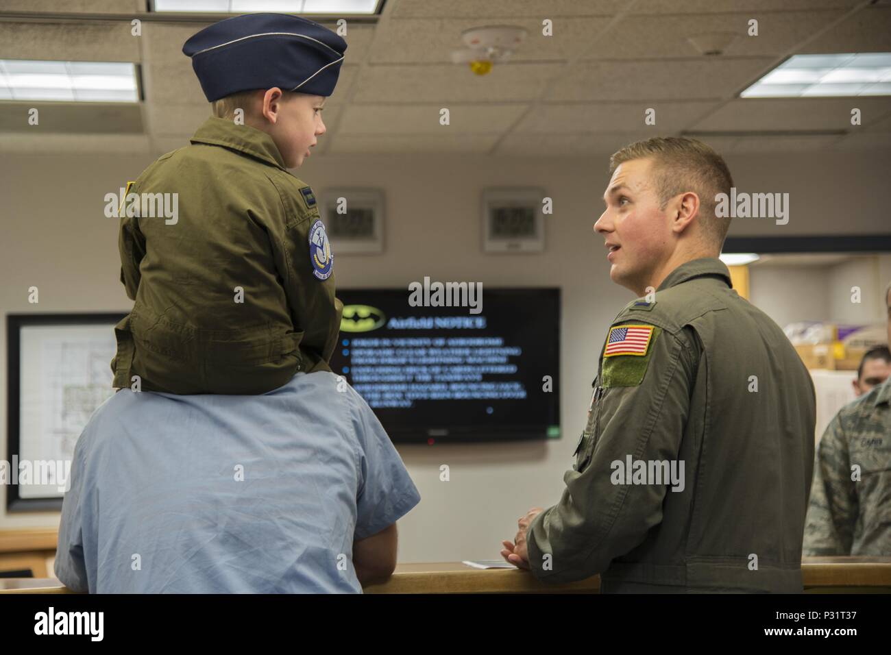 First Lt. Robert Frisch, 458th Airlift Squadron, meets with Hayden ...