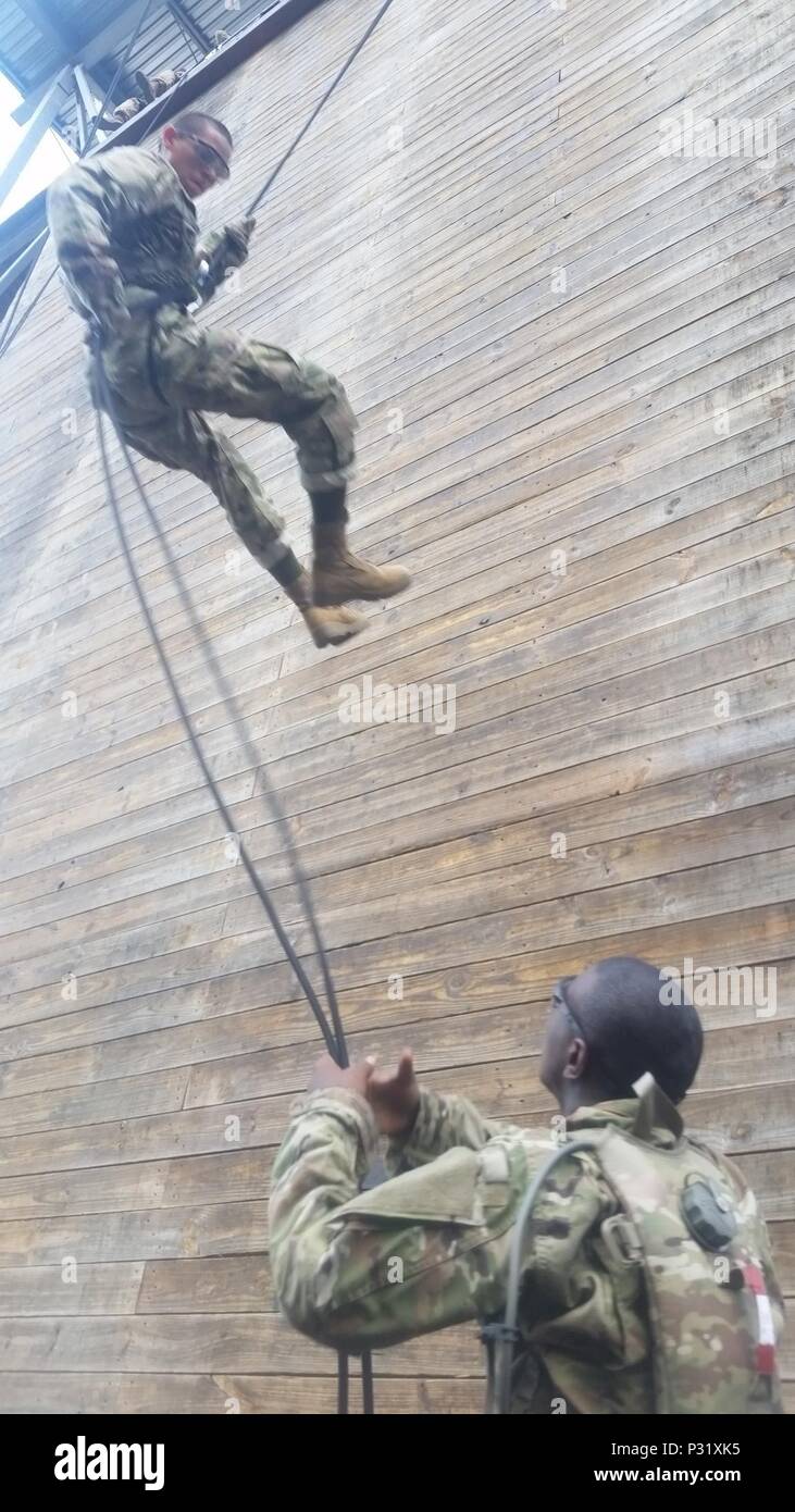 211th mobile public affairs detachment hi-res stock photography and ...