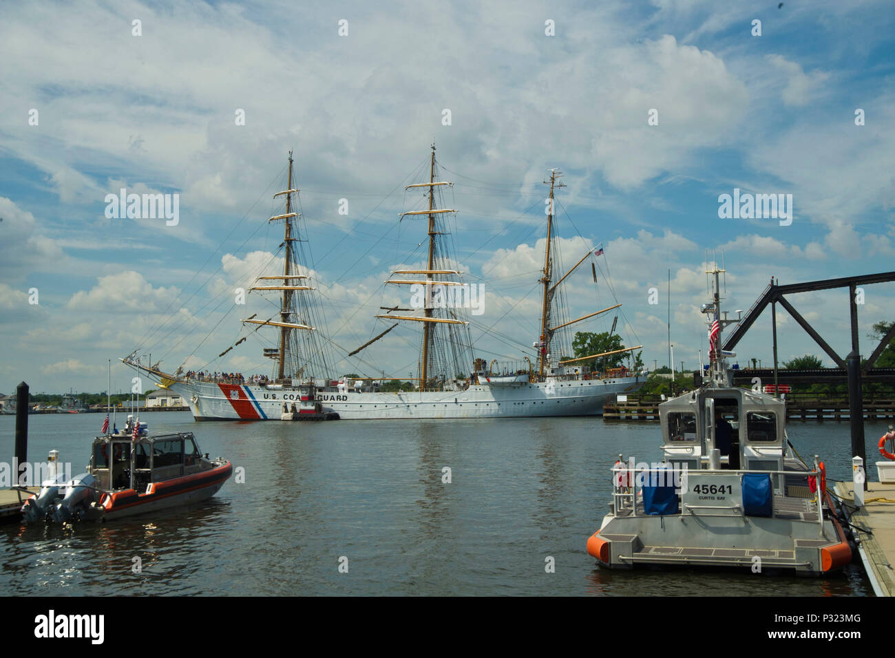 The Coast Guard Barque Eagle transits to the Coast Guard Yard ...