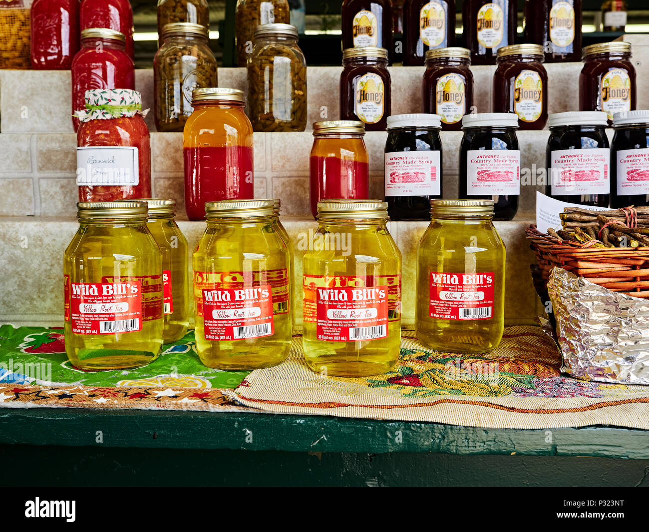 Tea display hi-res stock photography and images - Alamy