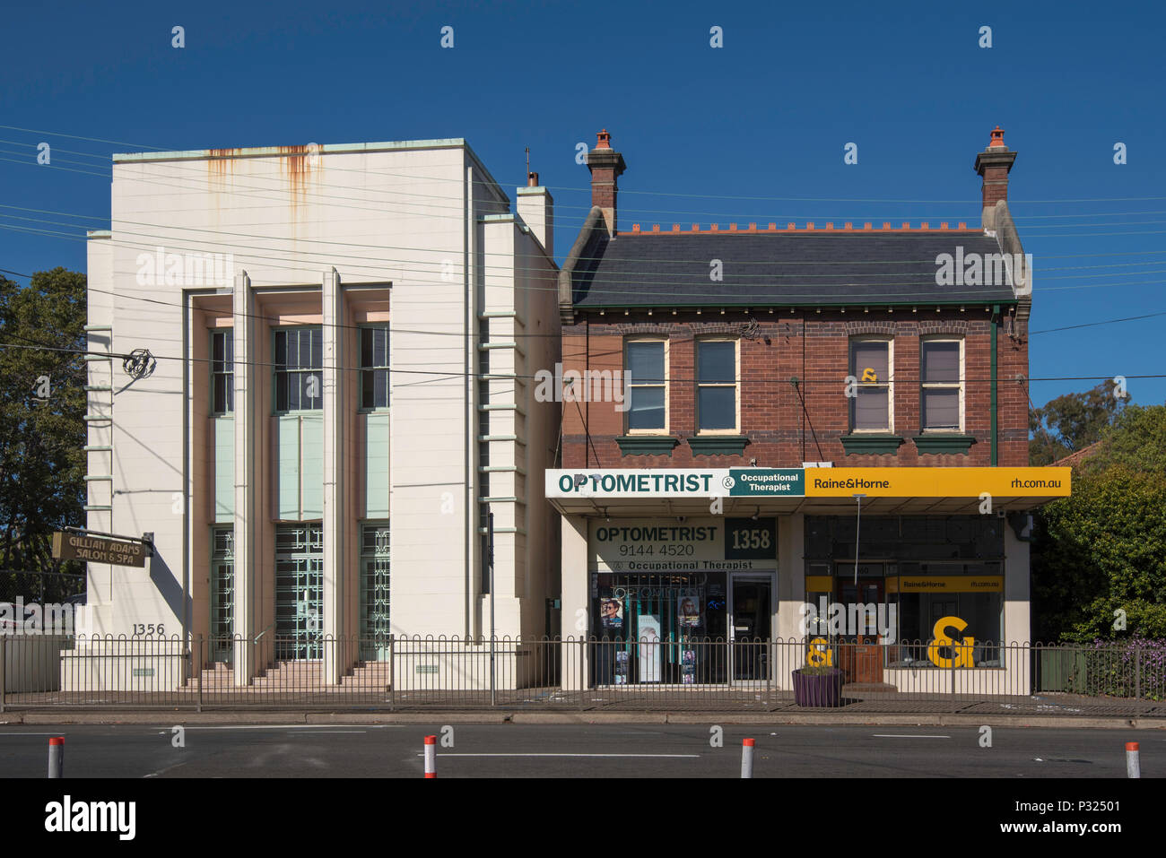 Old beside new architecture hi-res stock photography and images - Alamy