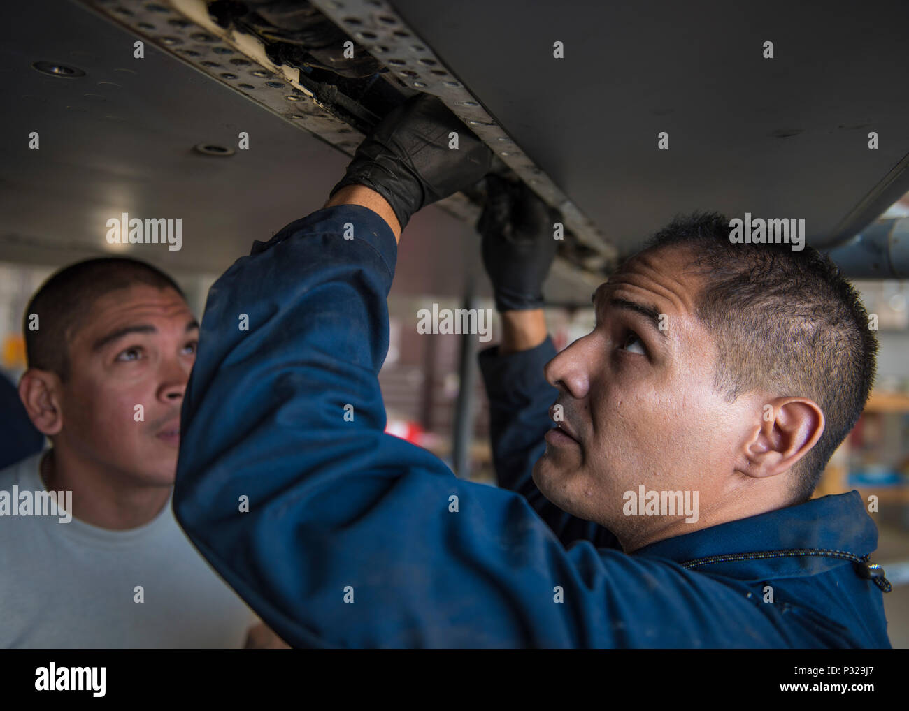 Fighting torque hi-res stock photography and images - Alamy