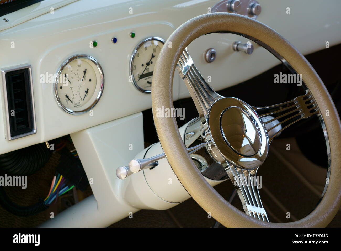 Classic hot rod interior hi-res stock photography and images - Alamy