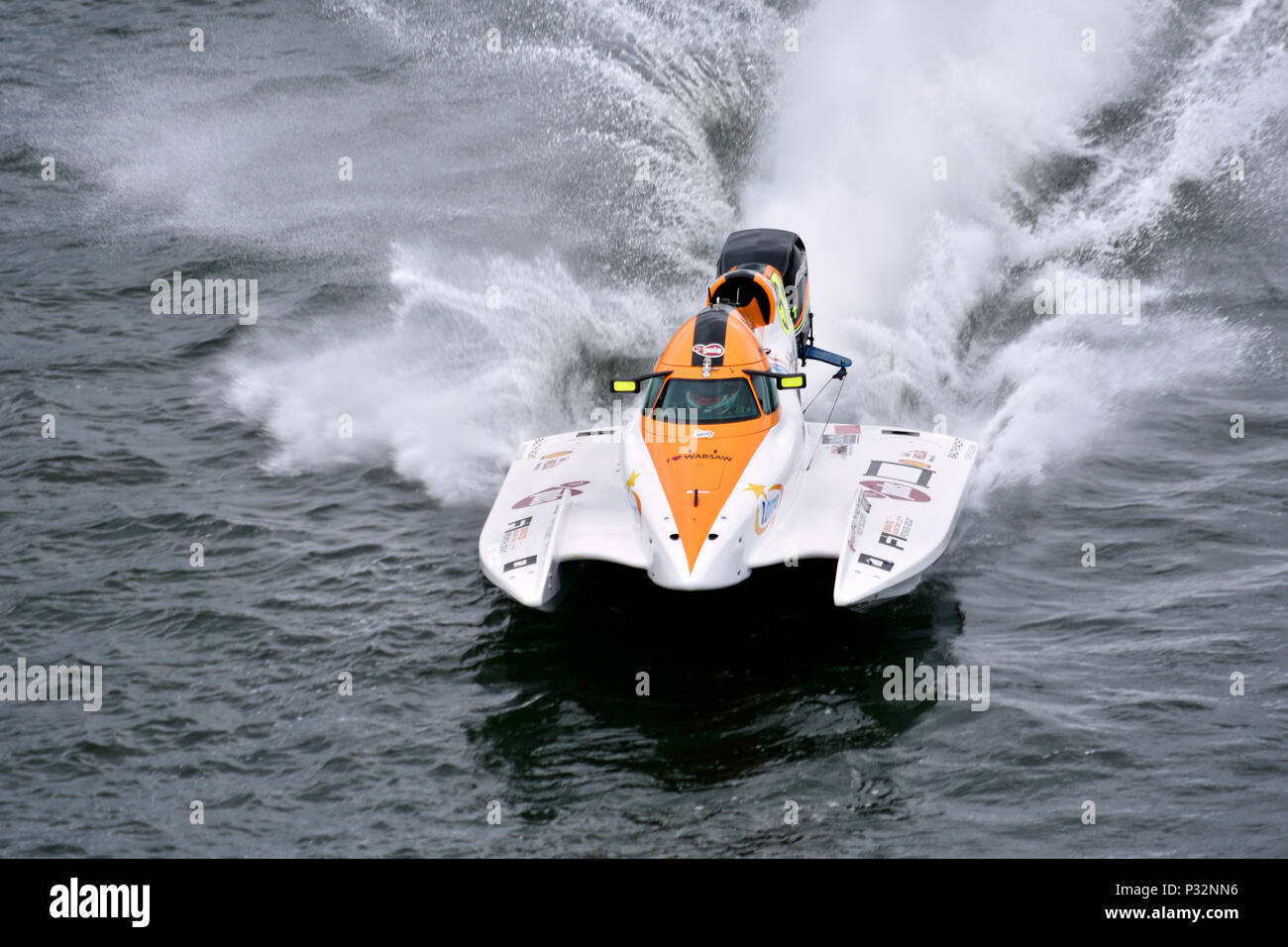 London, Royal Victoria Dock. 16th June 2018. Formula 1 powerboat racing ...