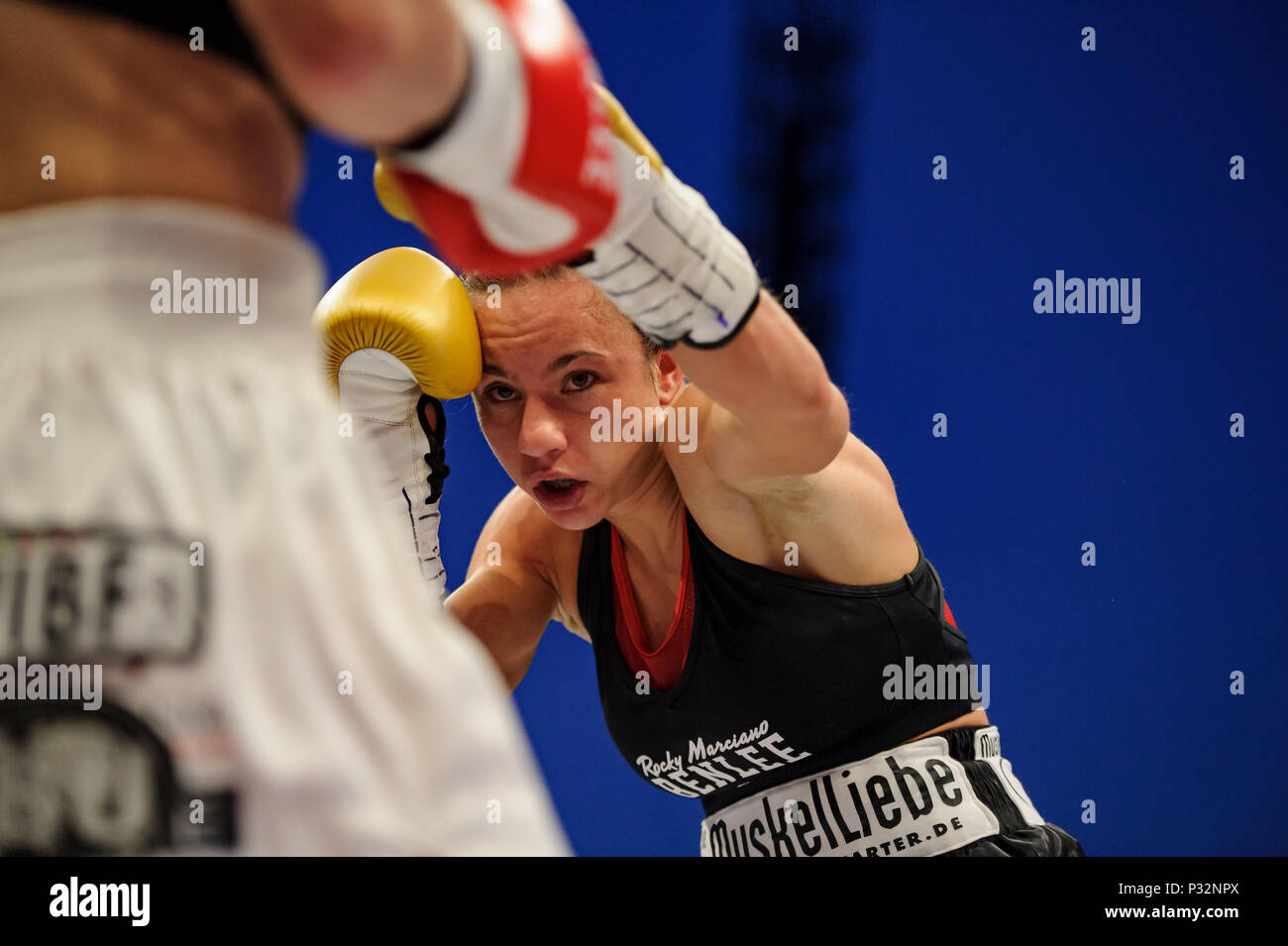 Karlsruhe, Deutschland. 16th June, 2018. Sarah Bormann (black pants ...
