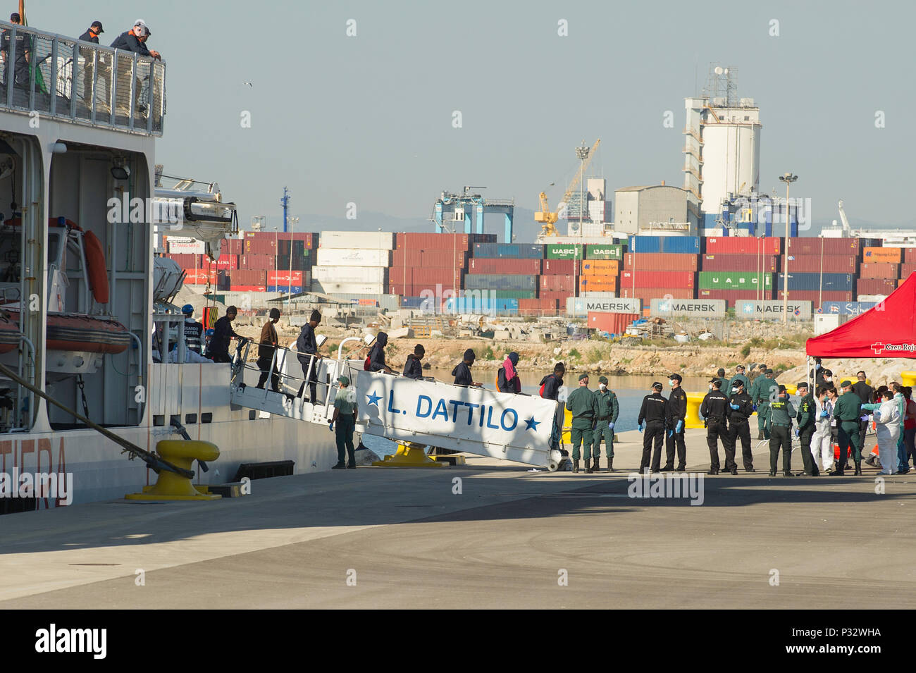 Valencia, Spain, 17 June 2018. Refugees rescued from the ship 'Dattilo ...