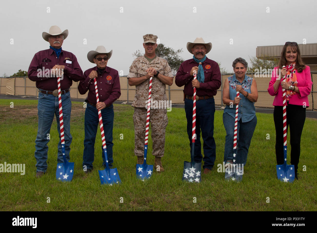 From left, Charles Dacus, Lynn Mattocks, Brig. Gen. Kevin J. Killea ...
