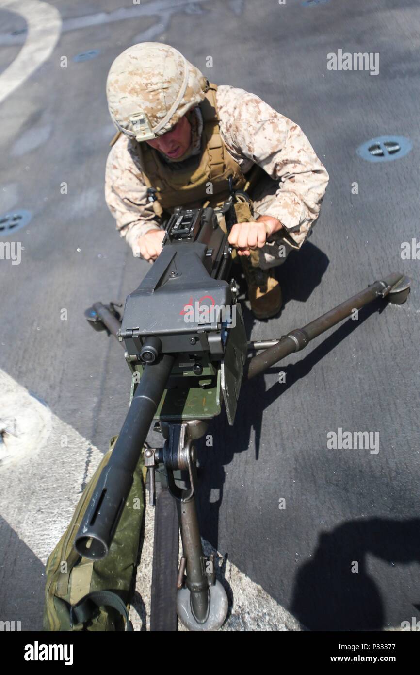 Weapons handling test hi-res stock photography and images - Alamy