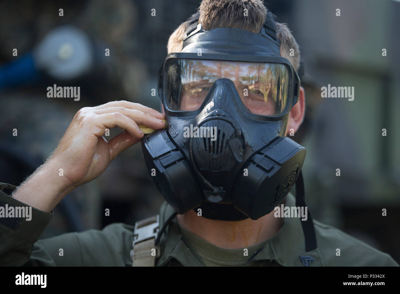 Cpl. Jesse Rupar, an electrician with Headquarters Battery, 10th Marine ...
