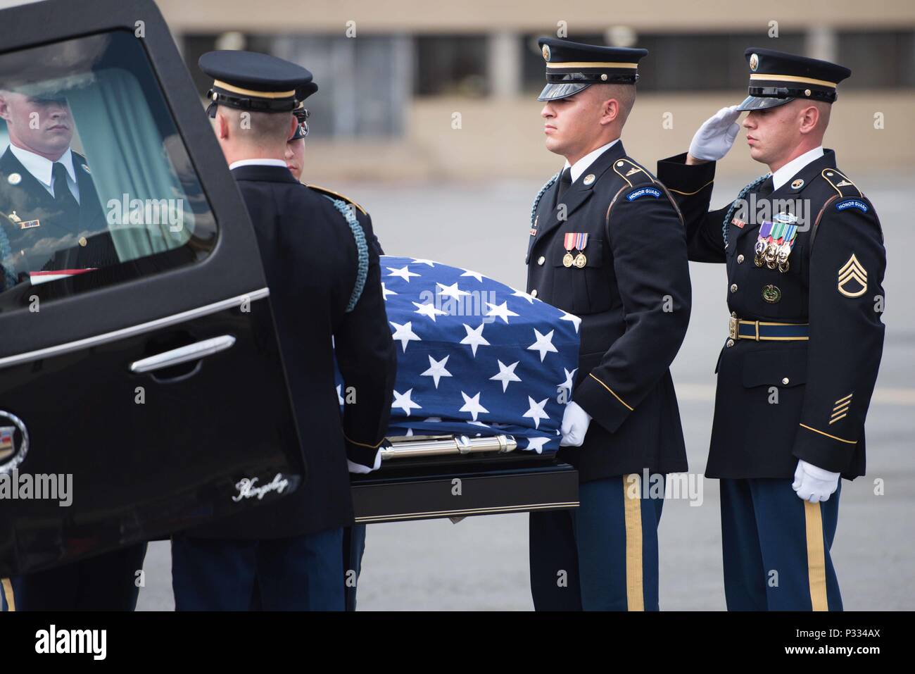 U s army old guard fife and drum corp hi-res stock photography and ...