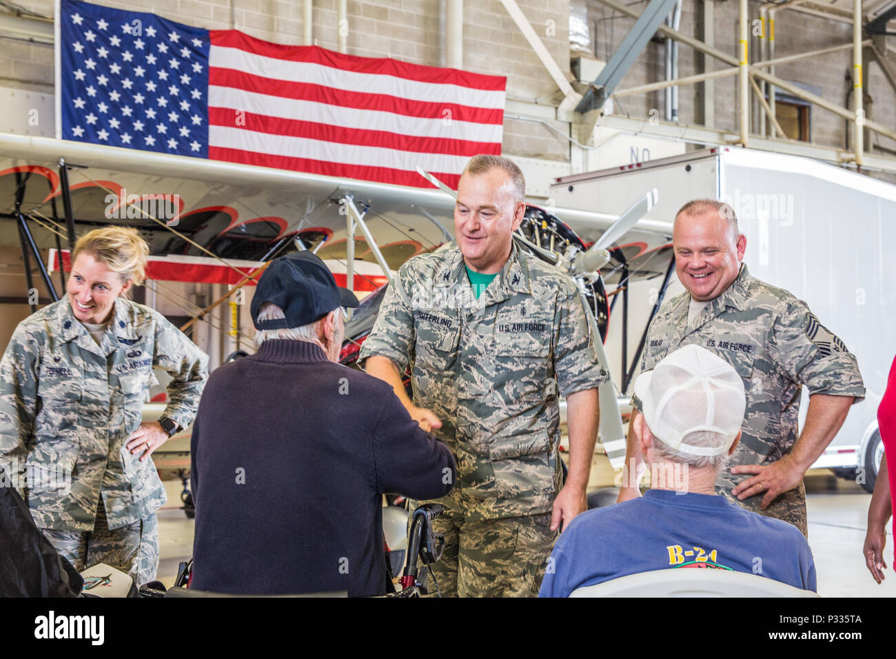 Chief master sgt larry douglas hi-res stock photography and images - Alamy