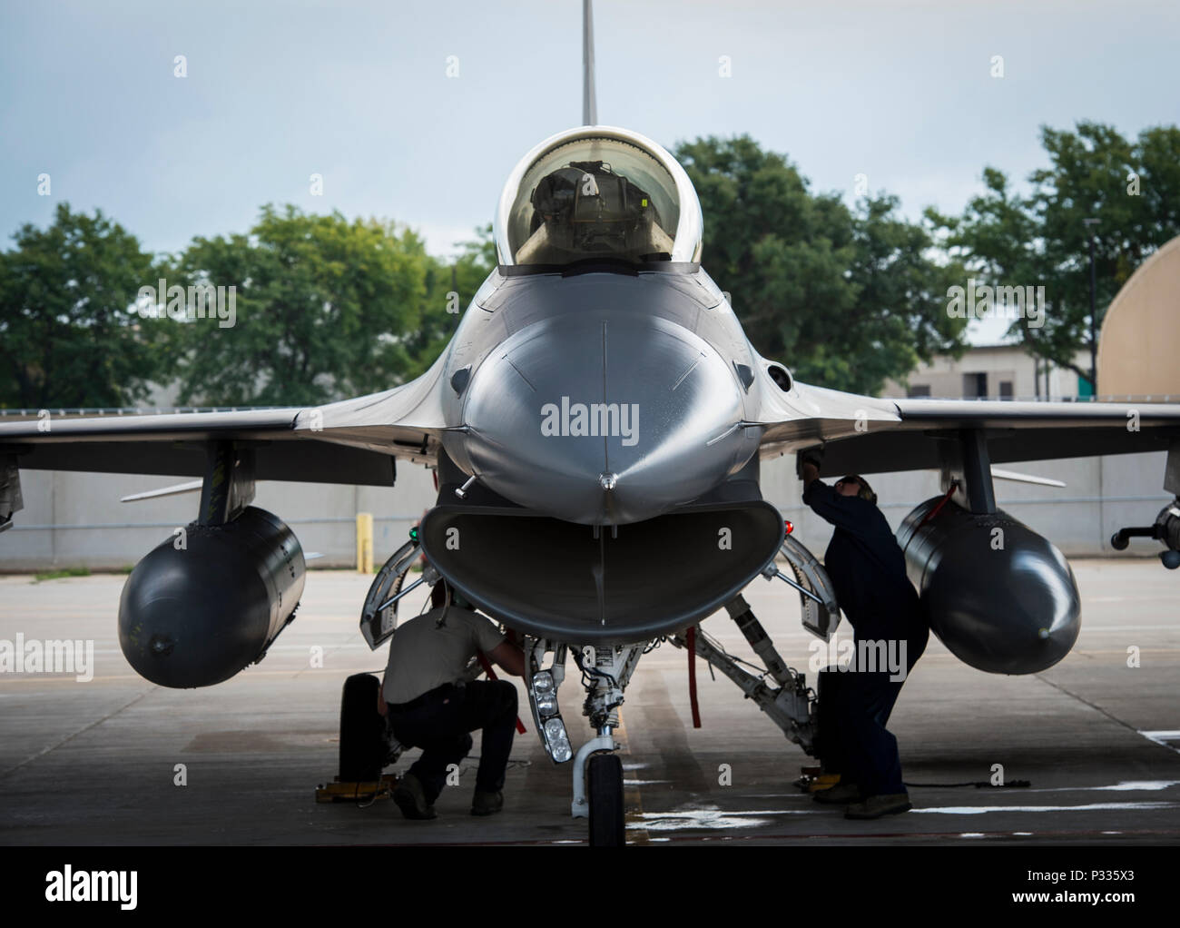 176th fighter squadron hi-res stock photography and images - Alamy