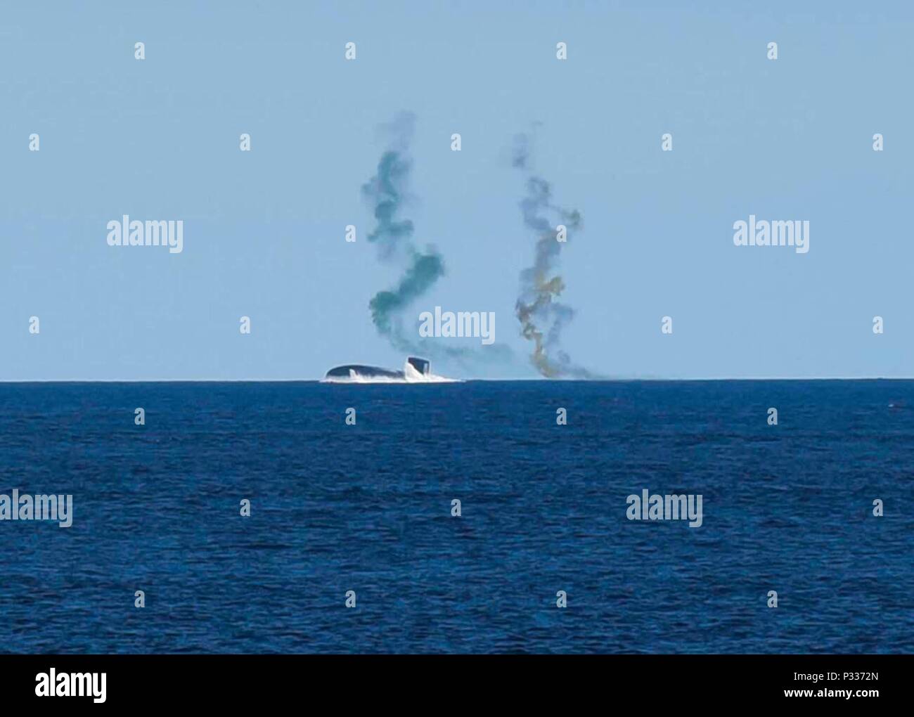 Warn ships hi-res stock photography and images - Alamy