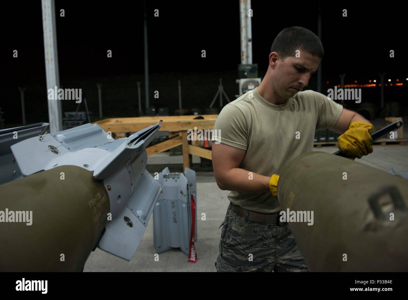 Secure attachment hi-res stock photography and images - Alamy