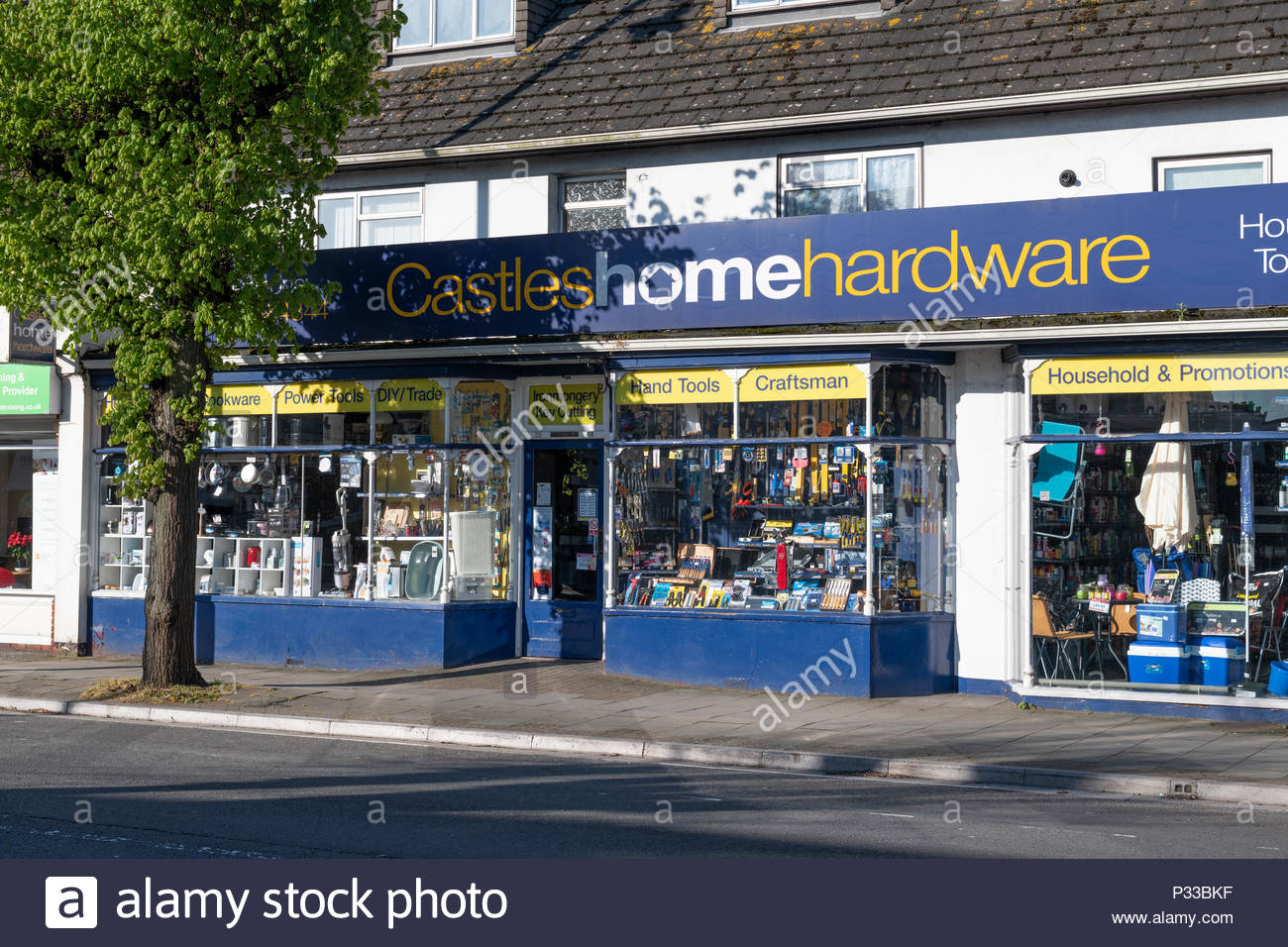 Hardware Store Signs High Resolution Stock Photography and Images - Alamy