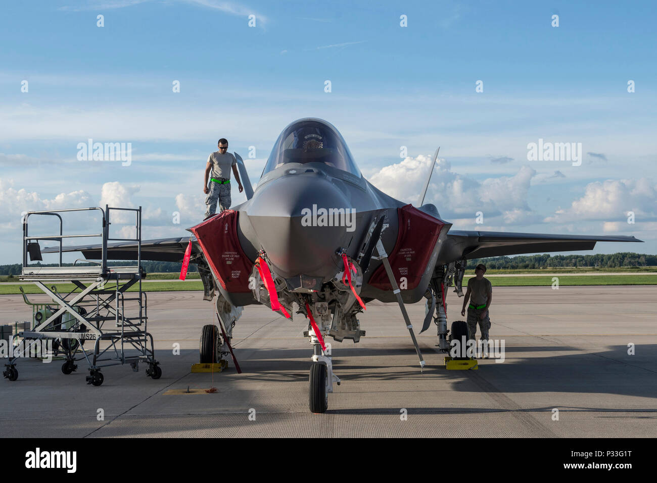 33rd Aircraft Maintenance Squadron Airmen perform a maintenance ...