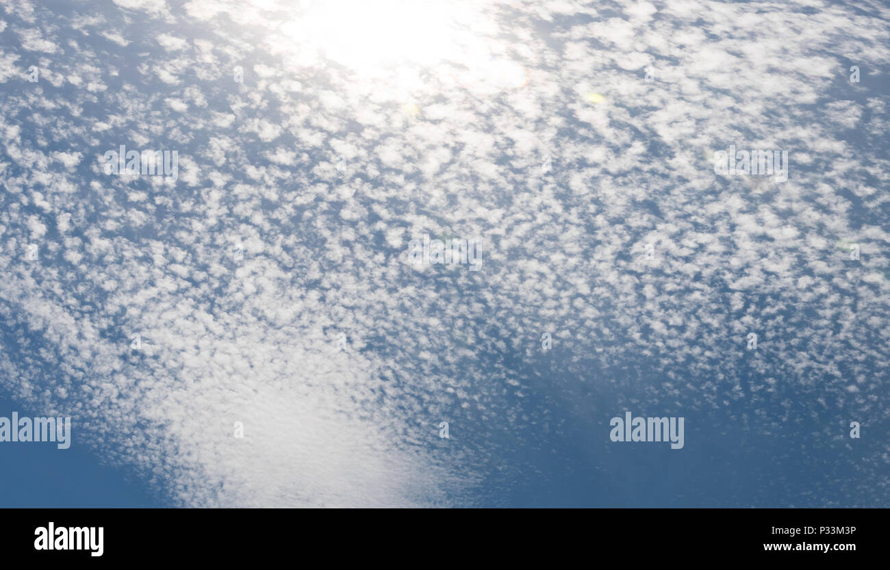 High clouds hi-res stock photography and images - Alamy