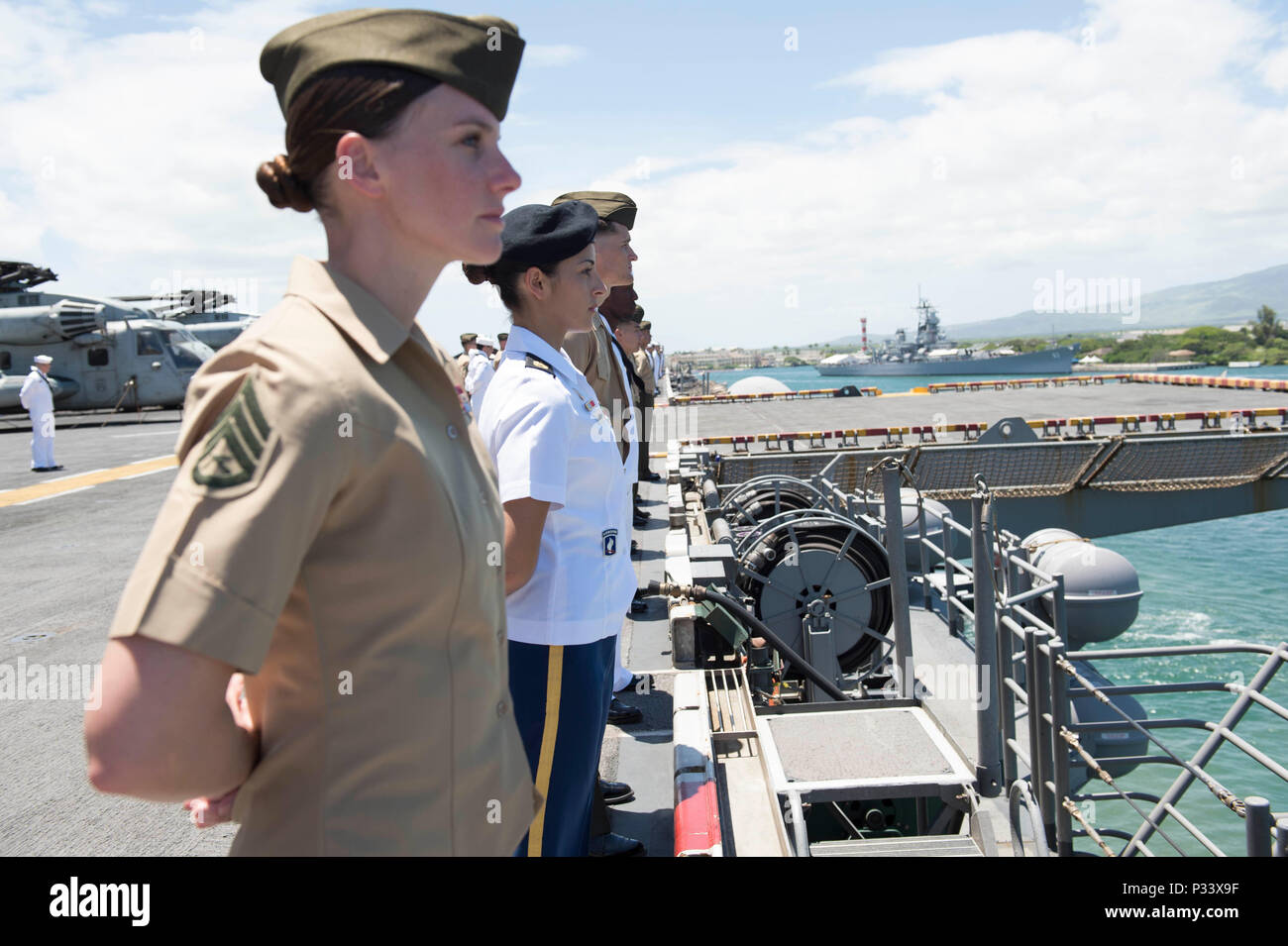 160829-N-KR961-490 PACIFIC OCEAN (Aug. 29, 2016) Marine Staff Sgt ...
